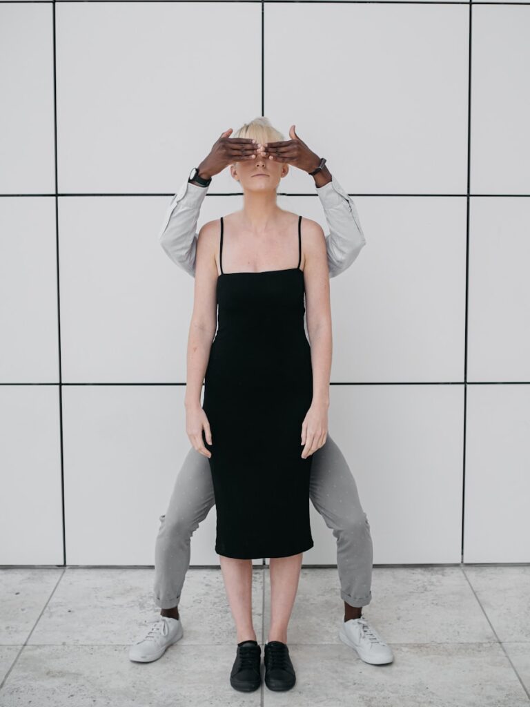 Mind Over Mood by Dennis Greenberger and Christine A. Padesky - Hell Read