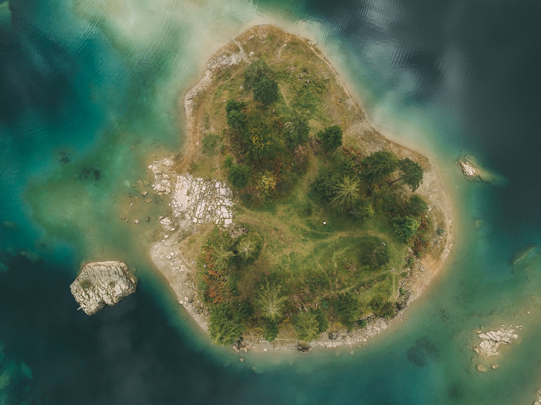 The Island Within by Richard Nelson - Hell Read